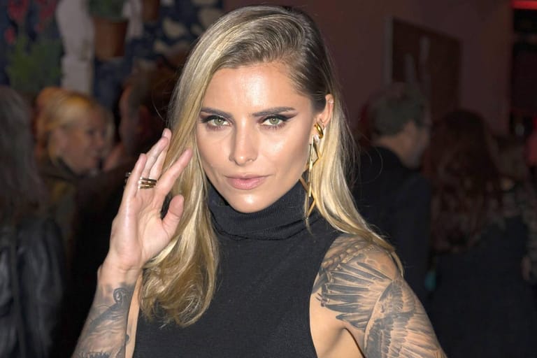 Stars: aktuelle Promi-News & Star-News | Seite 393