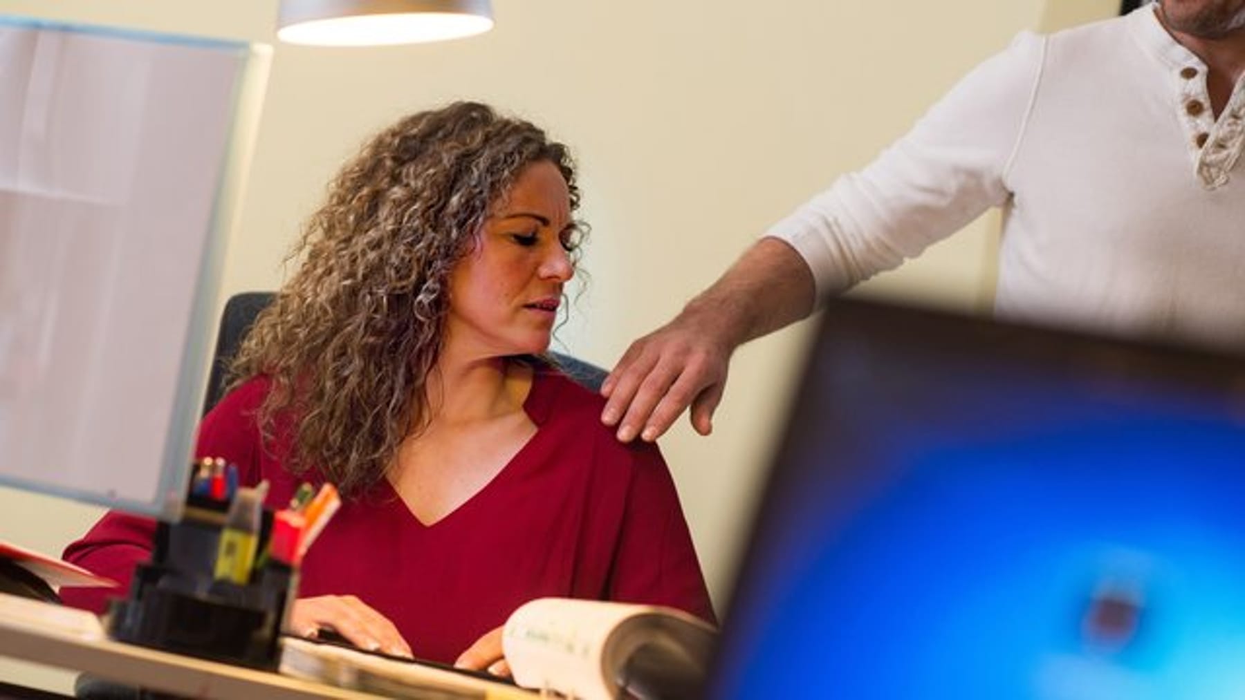 Für Betroffene Anlaufstellen Bei Sexueller Belästigung Im Job