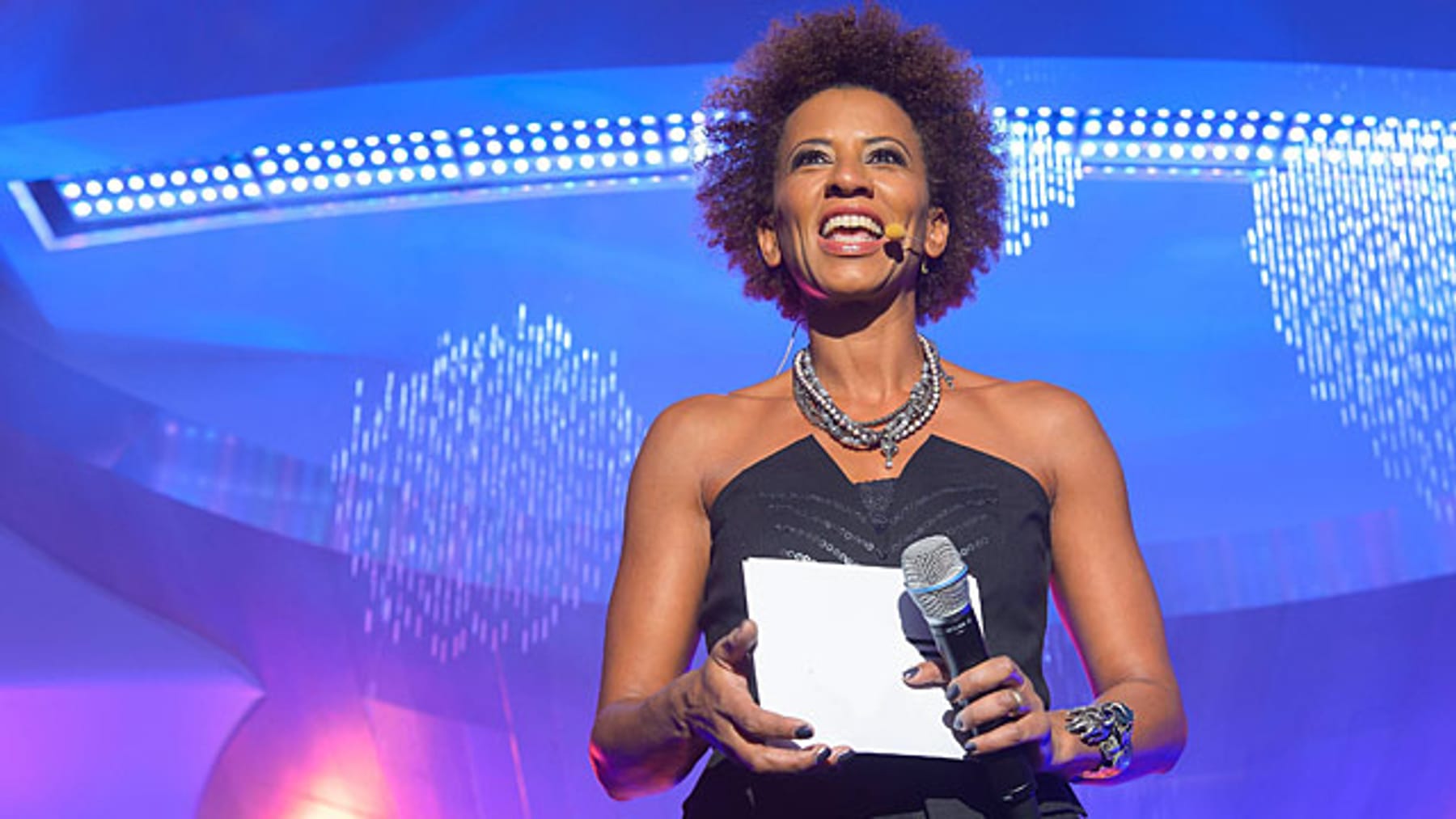 ESC 2015: Arabella Kiesbauer moderiert den Eurovision Song Contest ESC 2015: Arabella Kiesbauer moderiert den Eurovision Song Contest