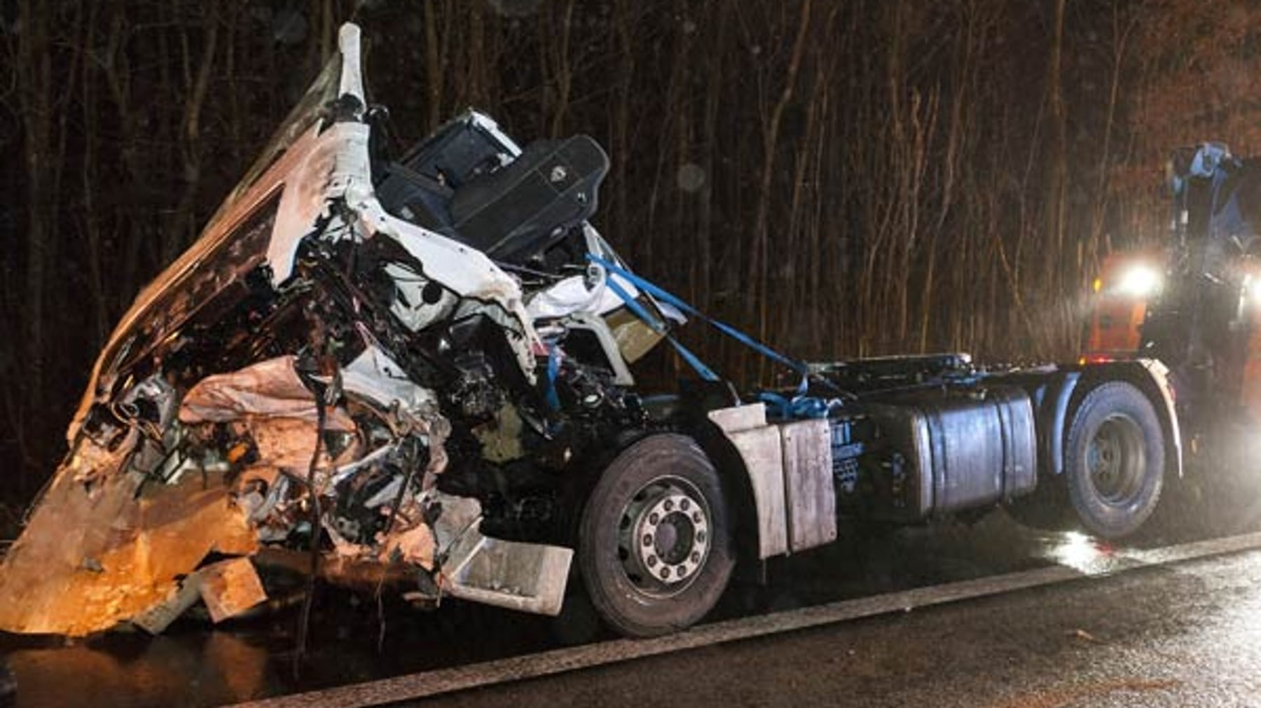 Foto-Serie: Schwerer Unfall auf A48