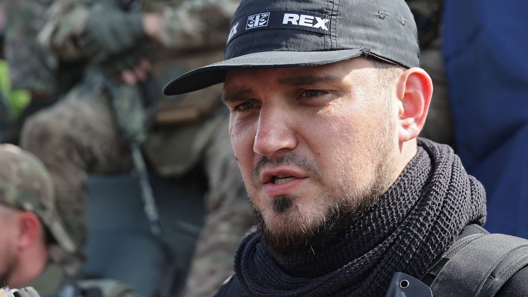 Denis Kapustin alias Nikitin: Ein Neonazi kämpft gegen Putin Denis Kapustin alias Nikitin: Ein Neonazi kämpft gegen Putin