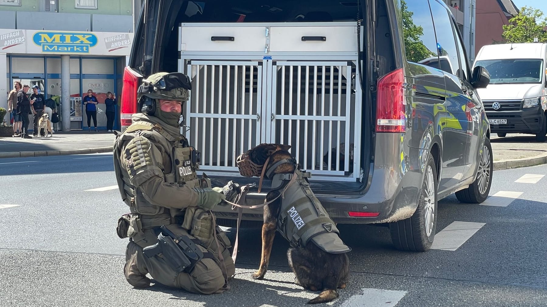 Nürnberg: Großeinsatz der Polizei nach Stichverletzung – Mann festgenommen