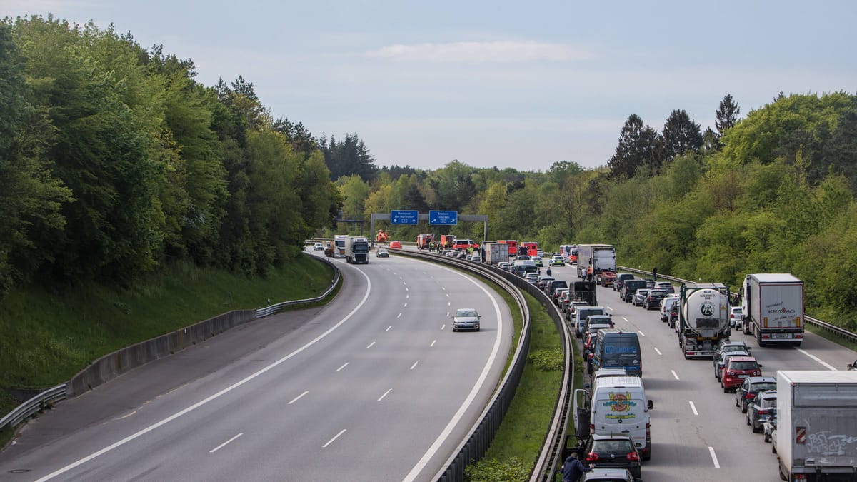 A261 bei Hamburg: Autobahn tagelang gesperrt – das steckt dahinter