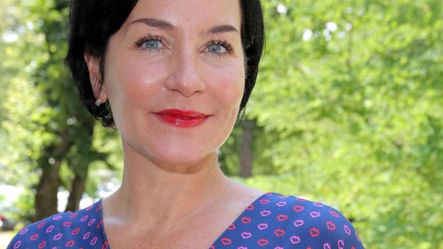 Zdf Rosenheim Cops Marisa Burger So Sah Sie Als Sekretärin Früher Aus