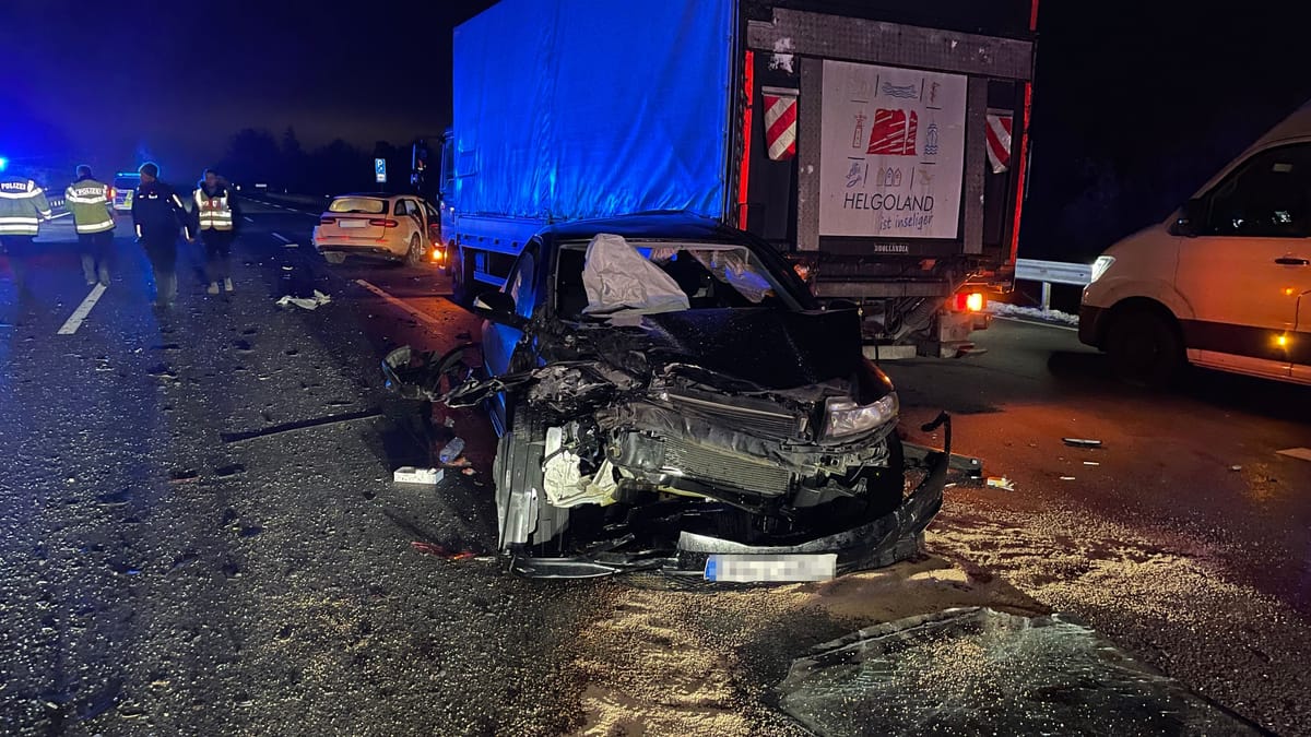A1: Massenkarambolage auf der Autobahn – zwei Schwerverletzte
