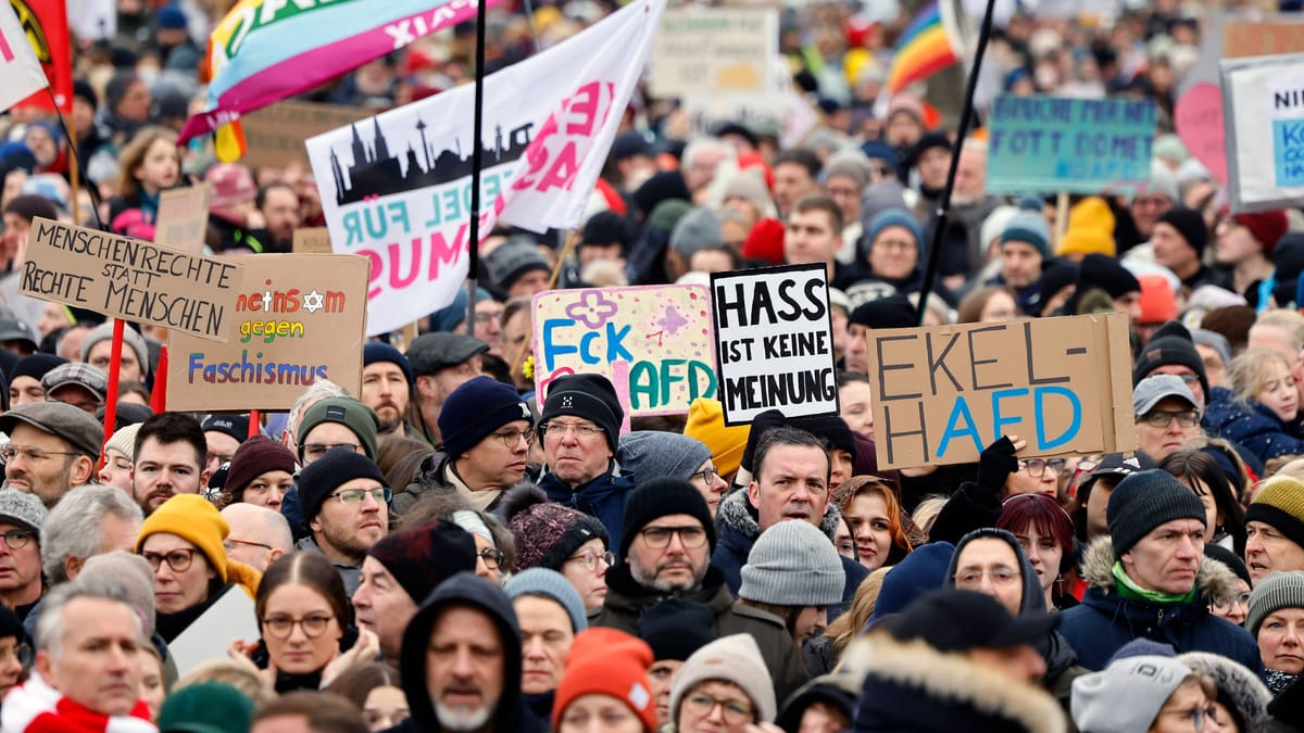 Können Proteste die AfD stoppen? CDU-Politiker Armin Laschet findet ... Können Proteste die AfD stoppen? CDU-Politiker Armin Laschet findet ...