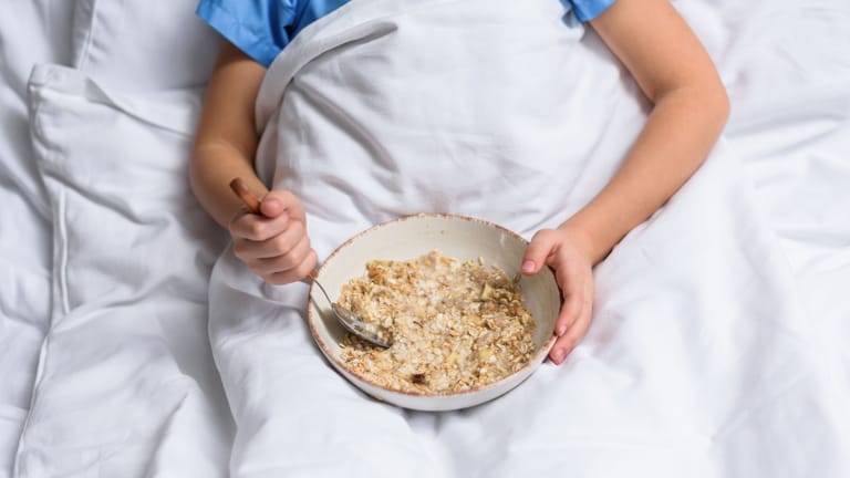 Was essen nach dem Erbrechen? Diese Lebensmittel sind gut geeignet