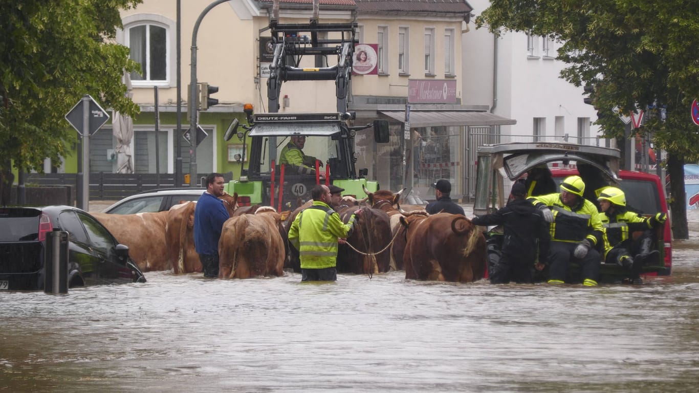 Unwetter in Deutschland: Bilder aus den betroffenen Regionen