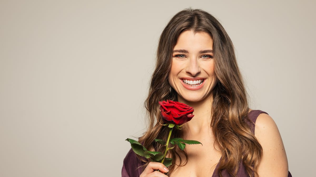 Neue Bachelorette: Stella Stegmann zieht im "Playboy" blank