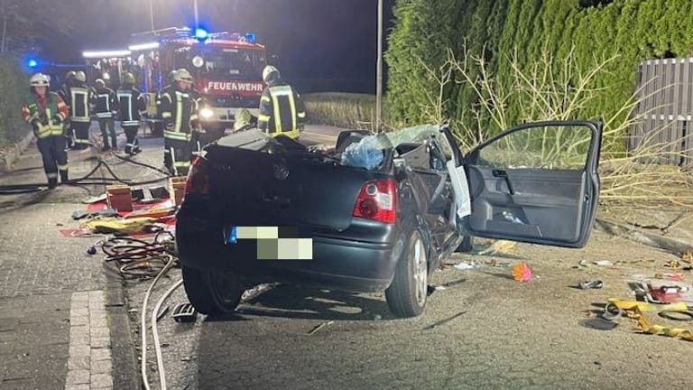 Landkreis Stade: Schwerer Unfall in Harsefeld – zwei junge Männer sterben