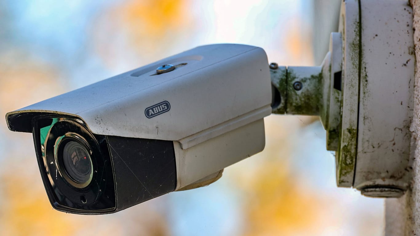 Überwachungskamera: Was darf Ihr Nachbarn alles filmen?