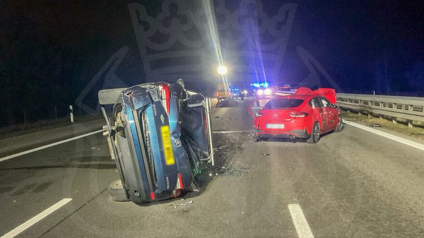 A10 Berliner Ring: Schwerer Unfall mit mehreren Fahrzeugen