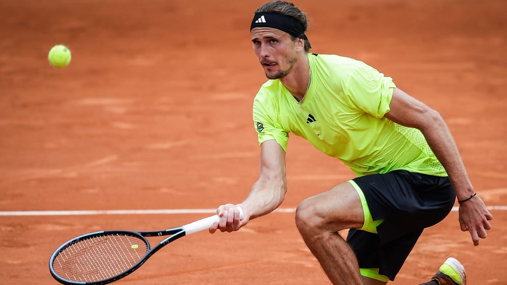 French Open: Alexander Zverev besiegt Cobolli und steht im Achtelfinale
