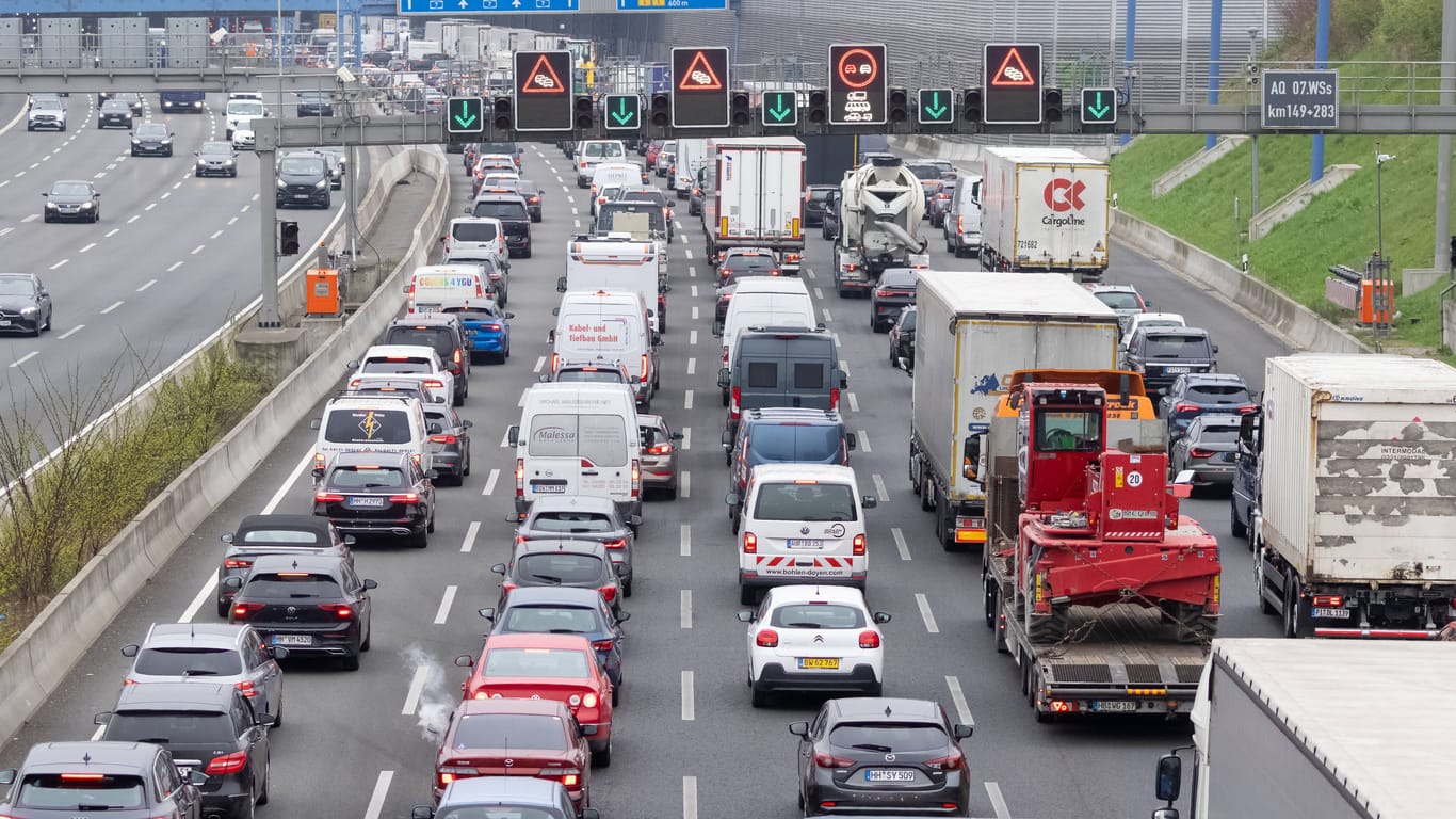 Hamburg: Sperrung auf A7, Elbtunnel und Köhlbrandbrücke am Wochenende