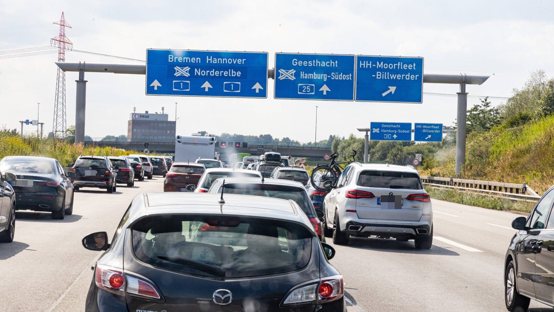 Hamburg: ADAC erwartet Staus auf A1 und A7 am Wochenende